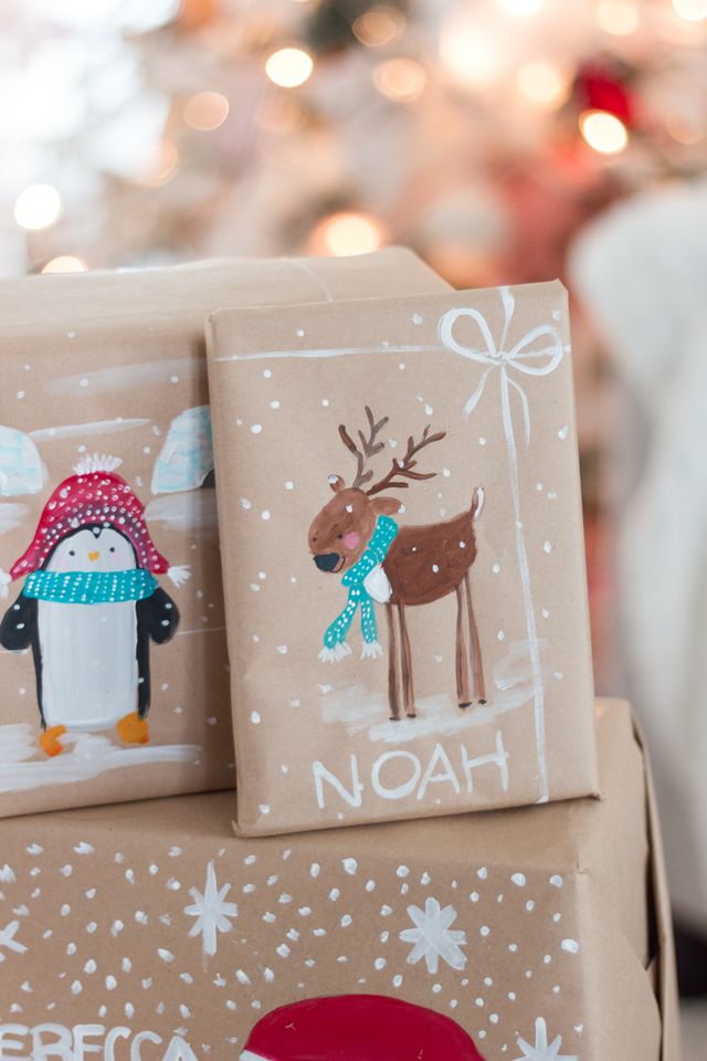 15 Cute Classic Holiday Wrapping Ideas Sincerely Marie Designs 15 Cute Classic Holiday Wrapping Ideas Sincerely Marie Designs