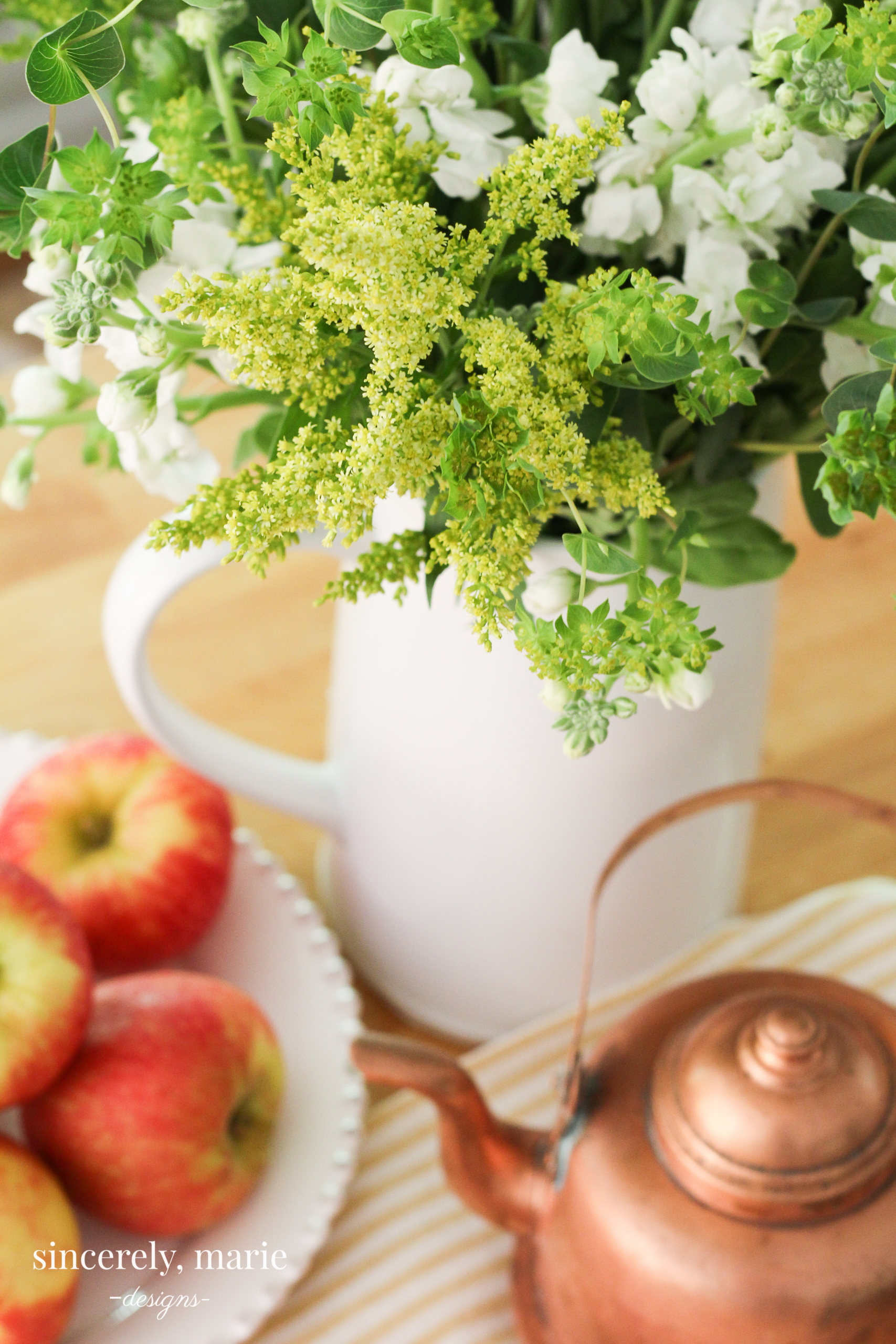 A Natural Early Fall Vignette - Sincerely, Marie Designs