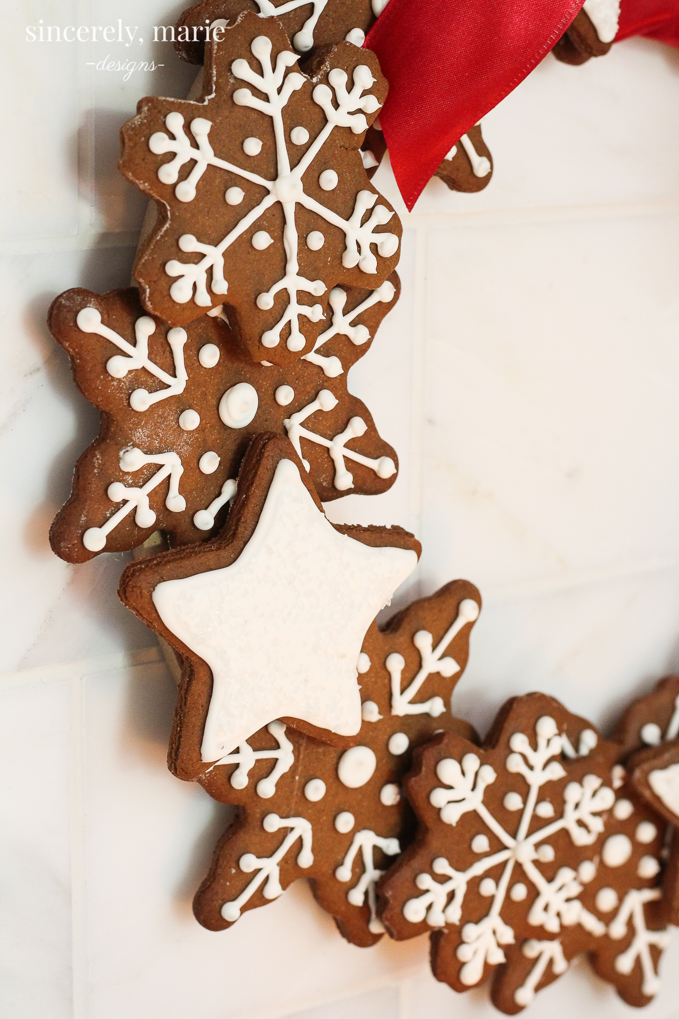 DIY Christmas Gingerbread Cookie Wreath - Sincerely, Marie Designs