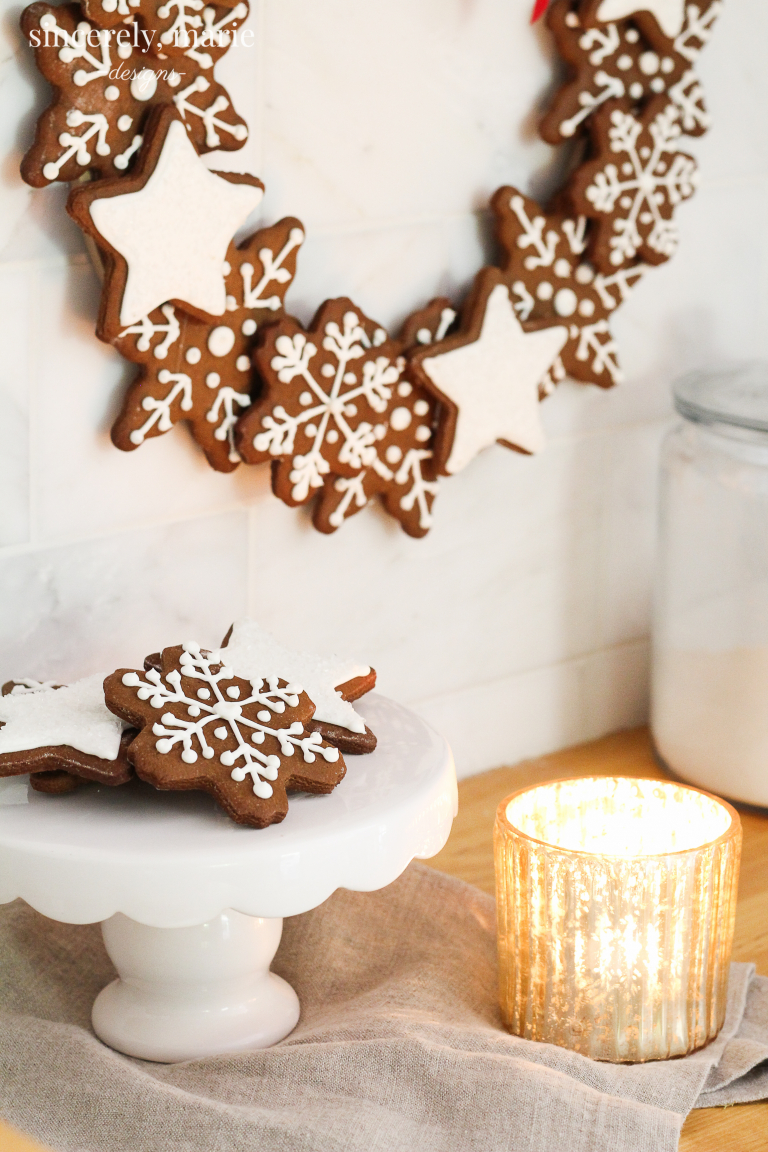 Christmas Gingerbread Cookie Wreath - Sincerely, Marie Designs