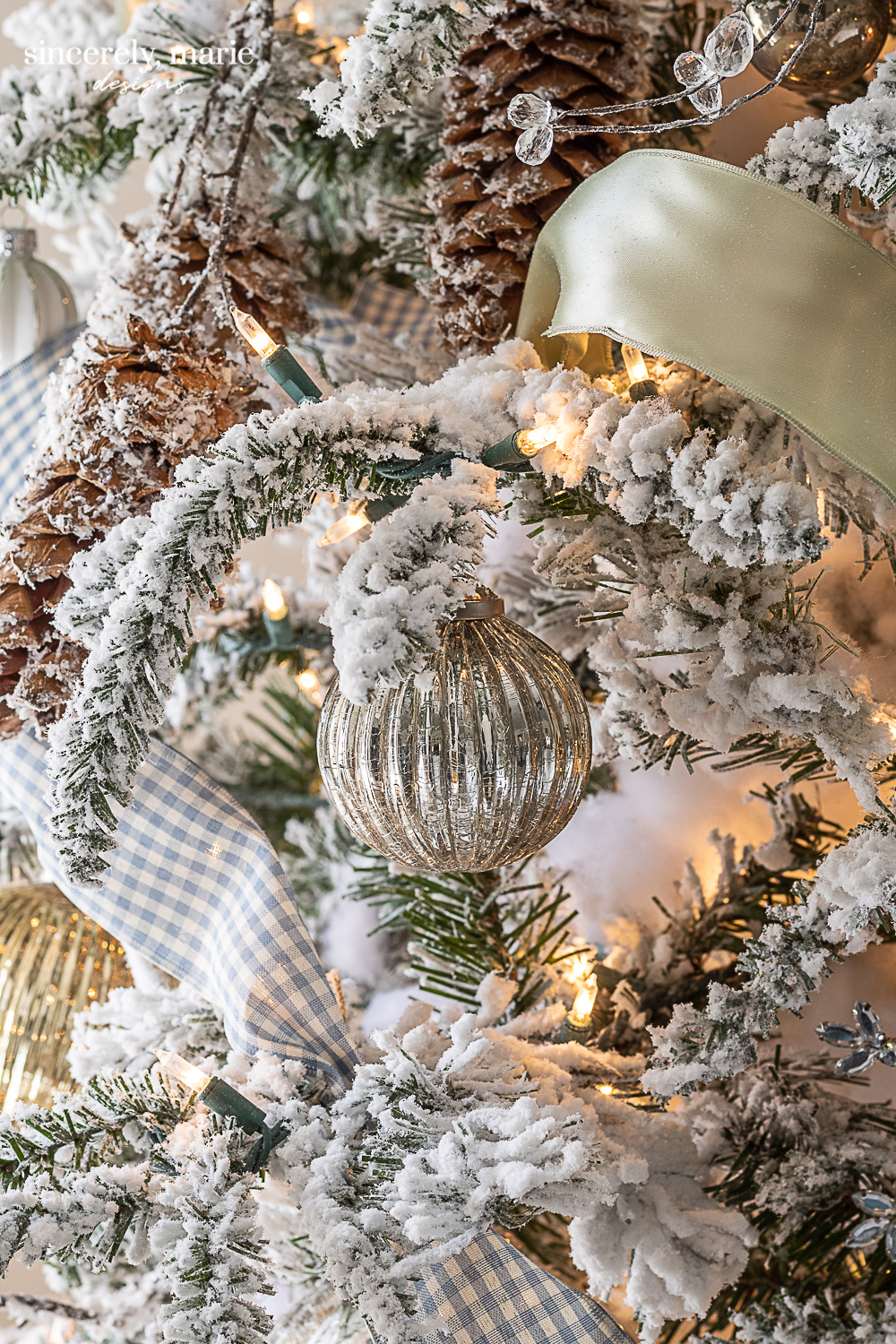 Our Snowy Bedroom Christmas Tree - Sincerely, Marie Designs