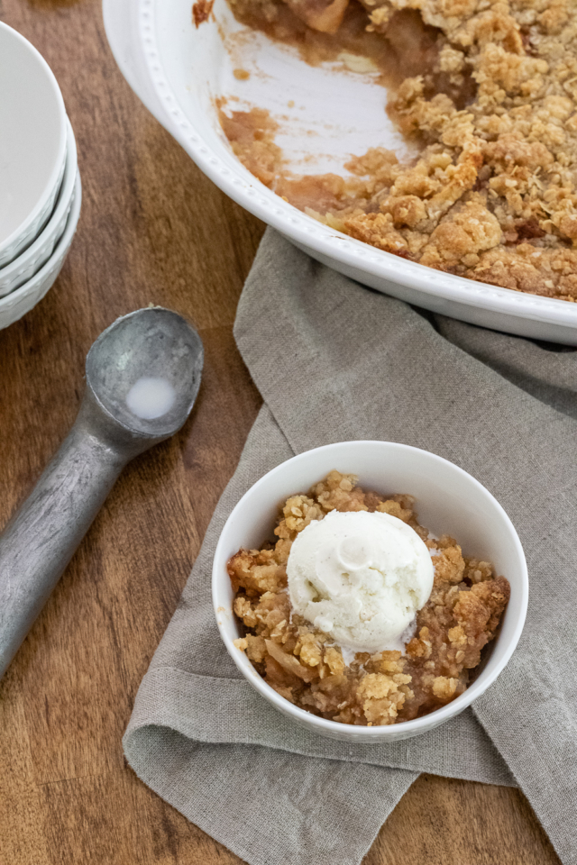 Old Fashioned Apple Crumble - Sincerely, Marie Designs
