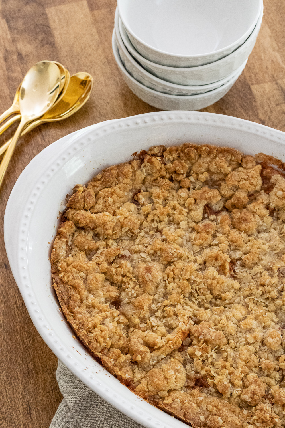 Old Fashioned Apple Crumble - Sincerely, Marie Designs