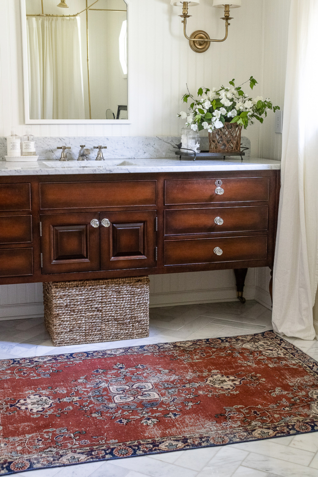 Spring Blooms & A Vintage Rug - Sincerely, Marie Designs