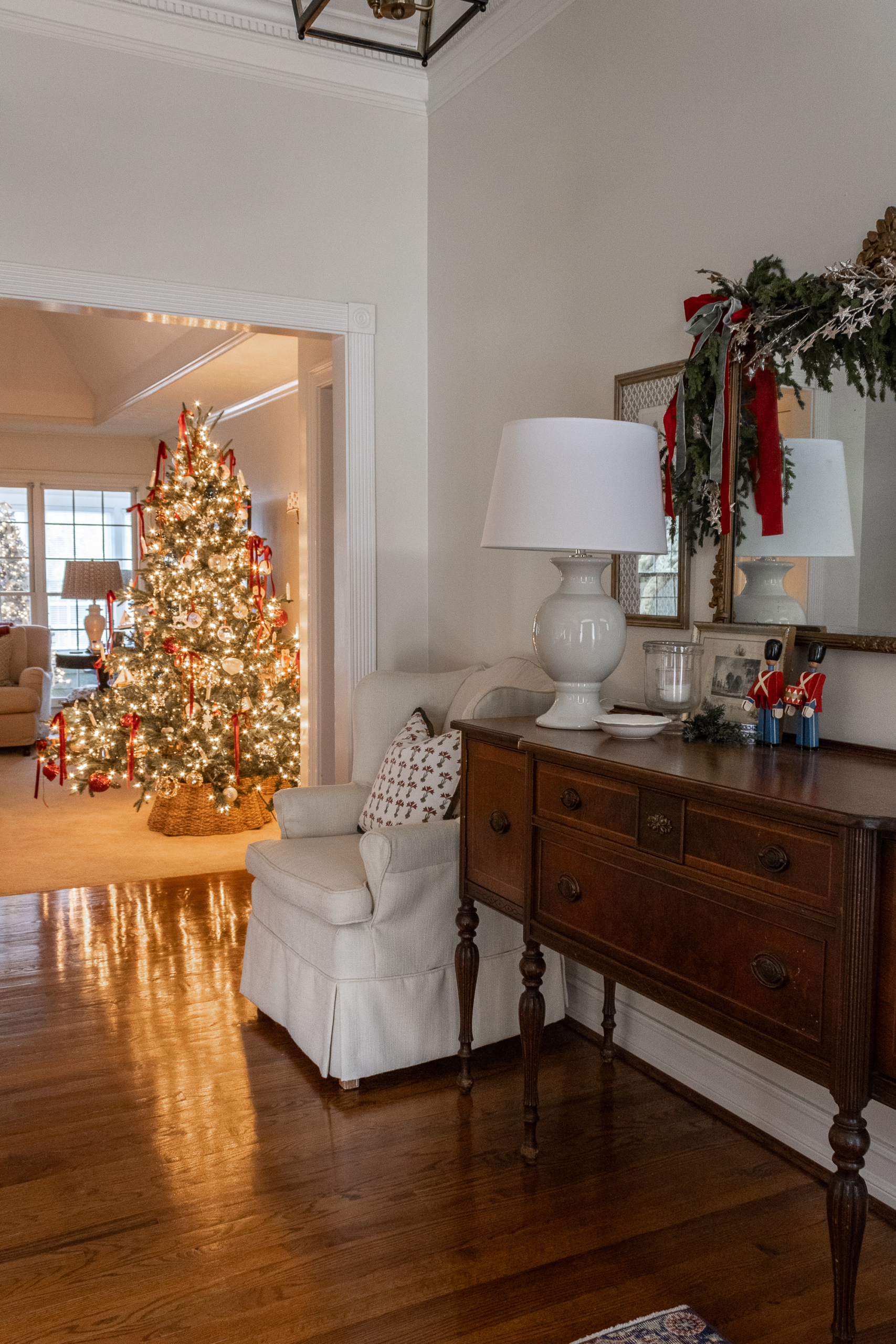 Traditional Christmas Touches in the New Home - Sincerely, Marie Designs